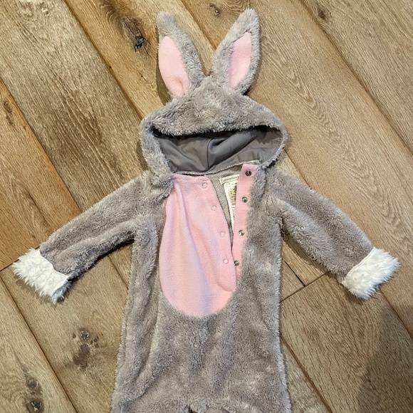 Pottery Barn Kids | Costumes | Pottery Barn Bunny Costume 62 Month ...